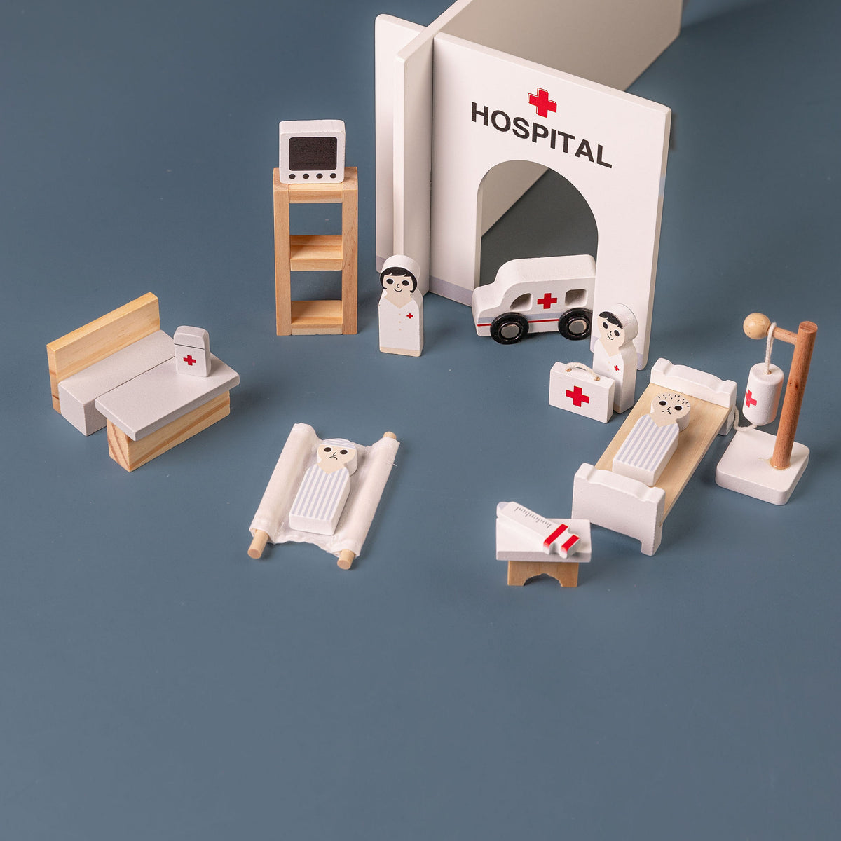 Hospital Small World Play Set – tiny tree toys